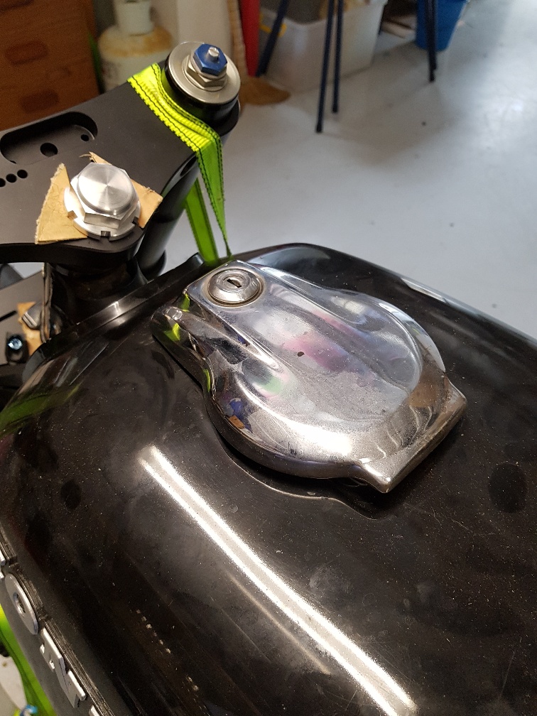 Tank cap alternative CX500 | DO THE TON