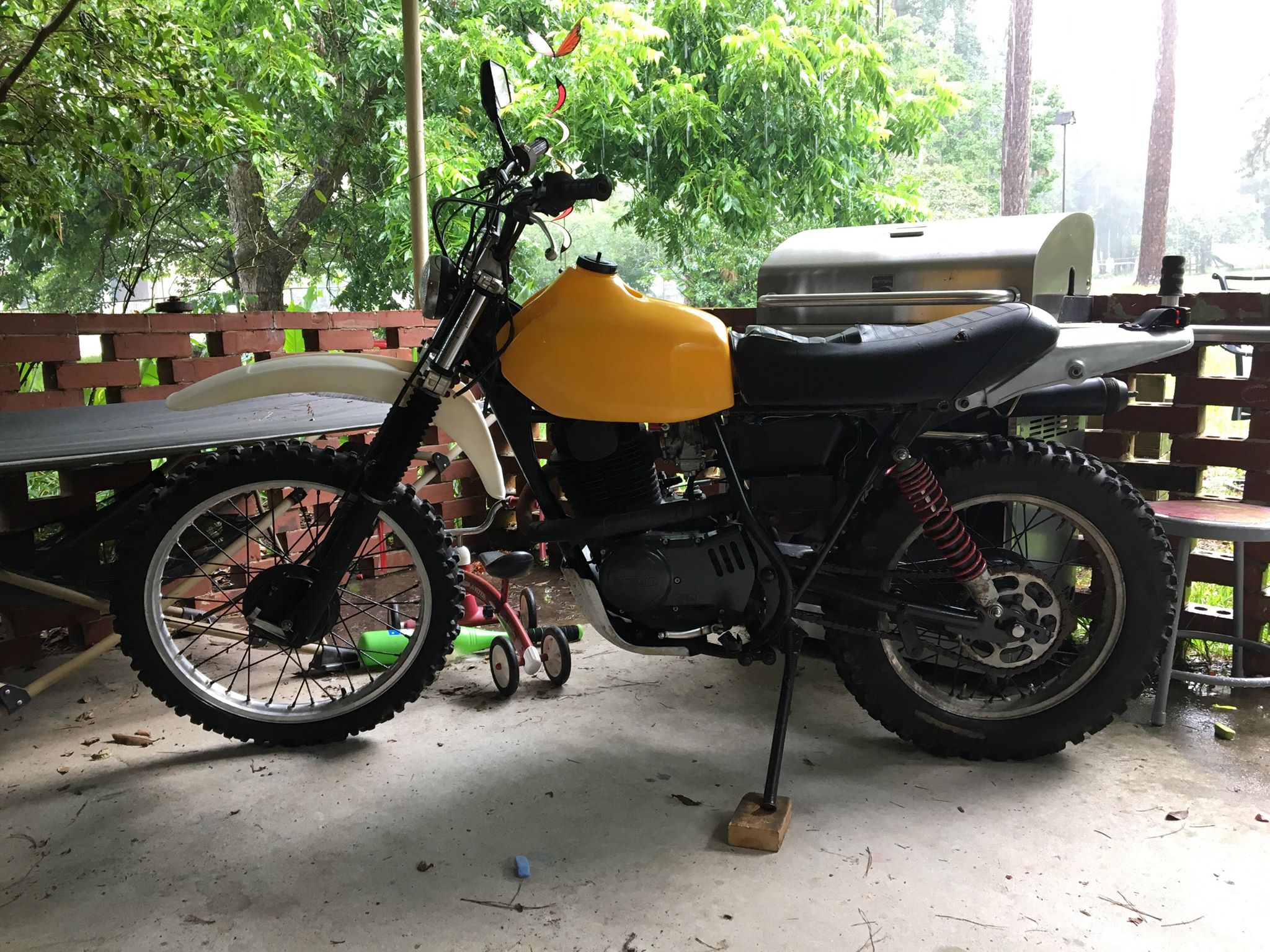 1978 Suzuki DR370 Hot Damn! Rust Hellride | Page 2 | DO THE TON